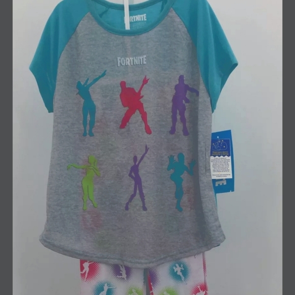Fortnite | Pajamas | Nwt Girls Fortnite Pjs In Bag Stoll Size 8 | Poshmark